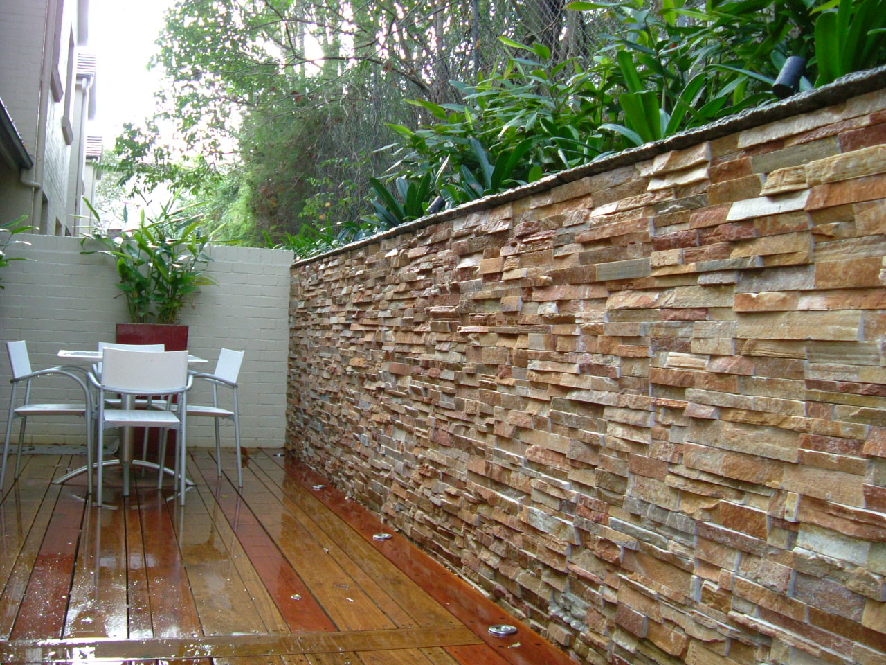 Slate wall cladding